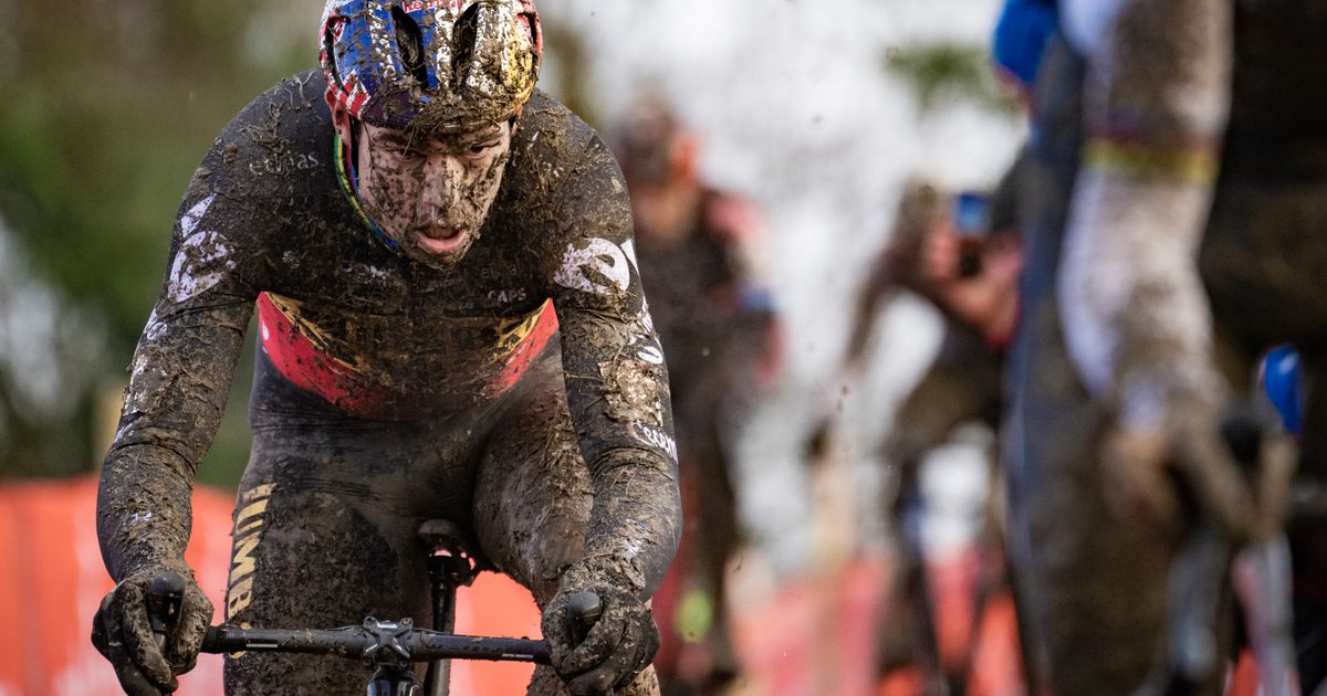 Heijboer se encoge de hombros ante la presión de Wout van Aert: "Esta ...