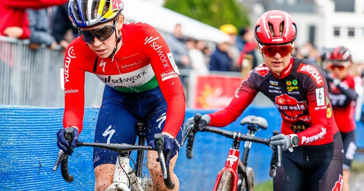 Blanka Vas se sube por primera vez al podio en la temporada 2024/25 ...