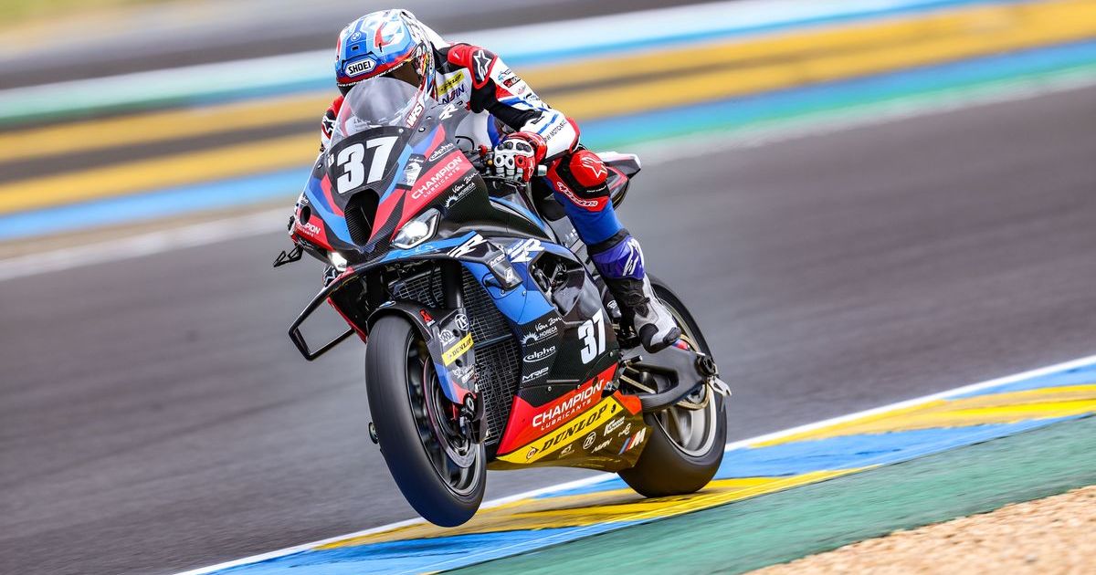 Squadrone BMW per il FIM EWC 2025 con Odendaal (e Bridgestone)