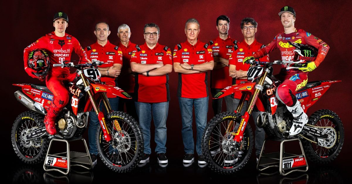 Ecco l'Aruba Ducati Factory MX Team per il Mondiale Motocross 2025