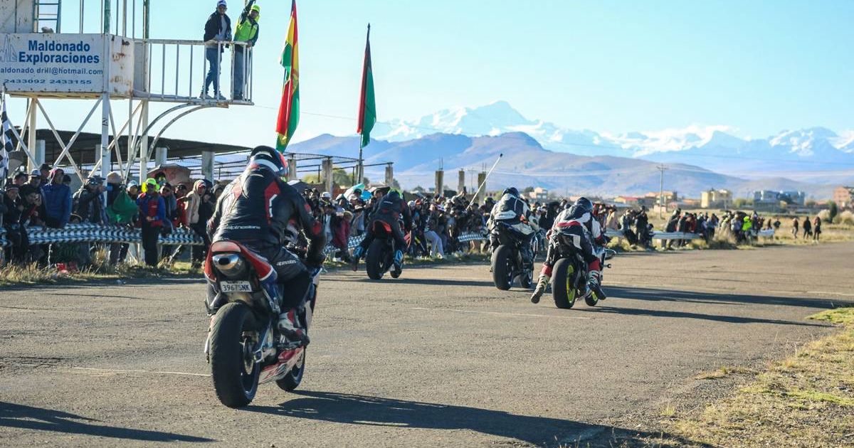 Superbike at 4,000 Meters: Autódromo de Pucarani, an Extreme Challenge