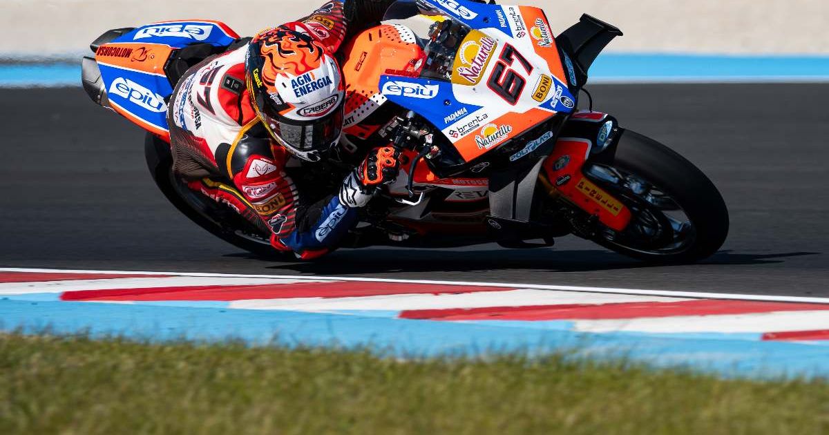Superbike, Alberto Surra dazzles at Balaton Park: Team Motocorsa smiles ...