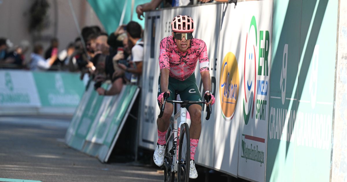 The unrecognizable photo of a very young Rigoberto Urán from 2003: "I ...