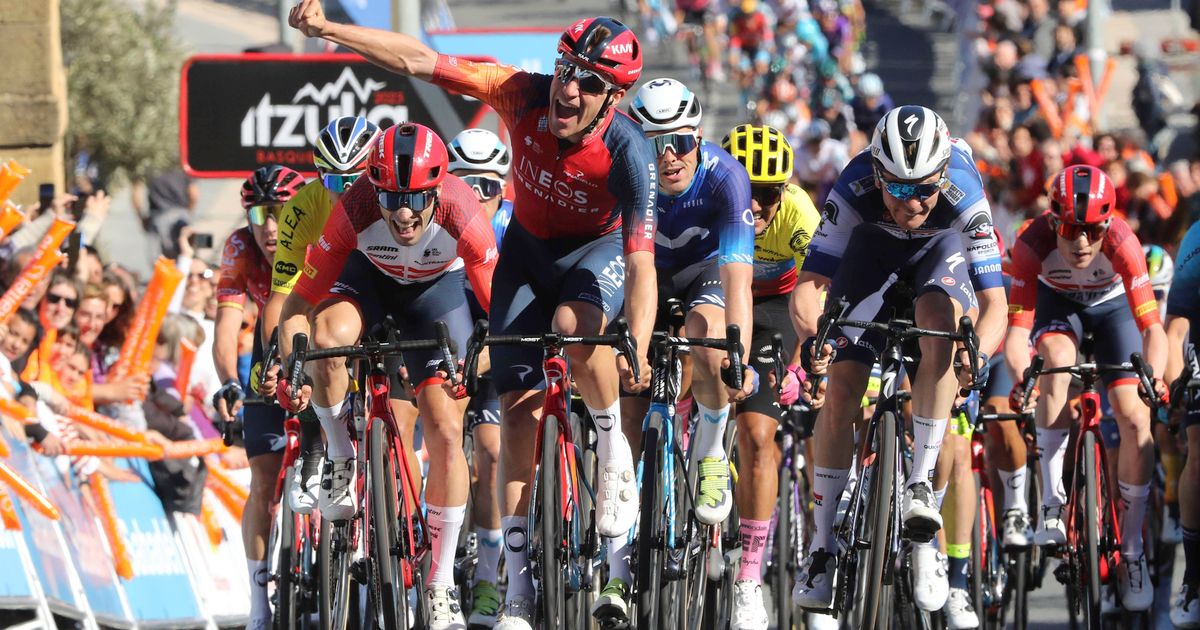 Ethan Hayter takes British national title on the road! Attila Valter ...