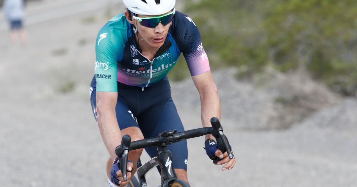 Miguel Ángel López gets back on a bike after his doping suspension ...