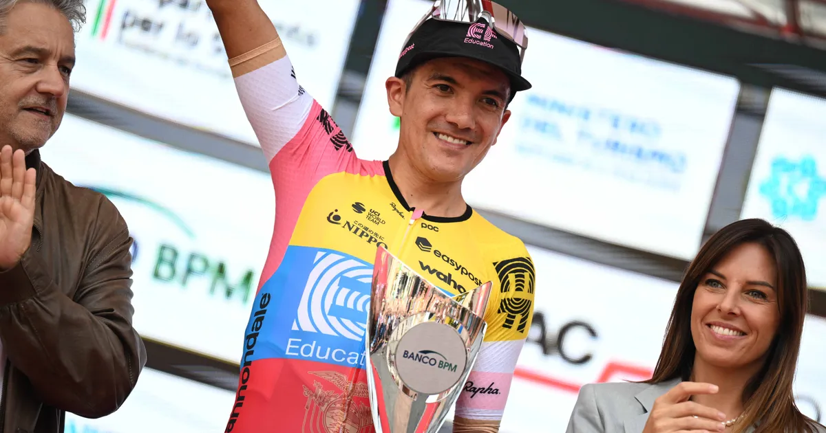 Gran Camino: Richard Carapaz, Neilson Powless, Rigobert Urán and Hugh ...