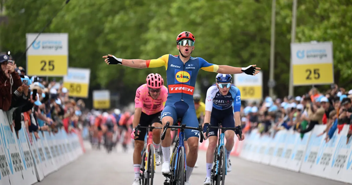 Terrific Thibau Nys does it again with third stage win at the 2024 Tour ...