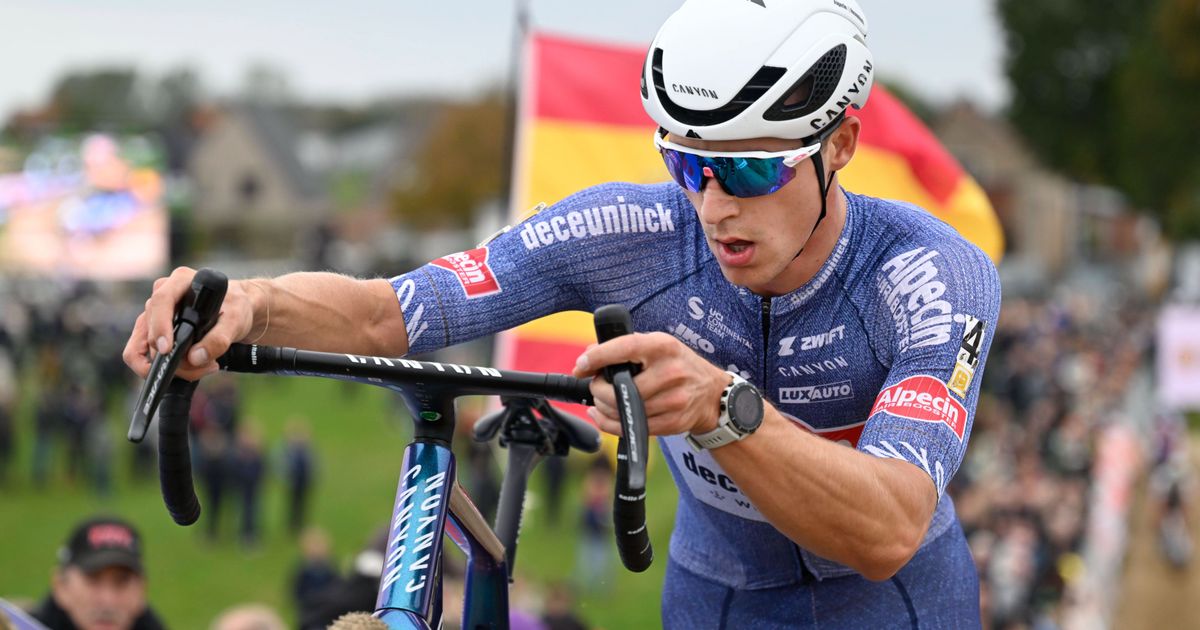 Niels Vandeputte dá um recital na lama de Hulst em mais uma ronda da ...