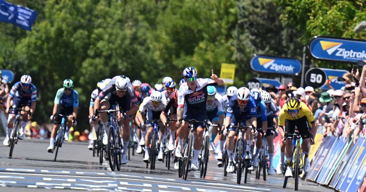 Tour Down Under | Win number 3 for Sam Welsford in Adelaide; Jhonatan ...