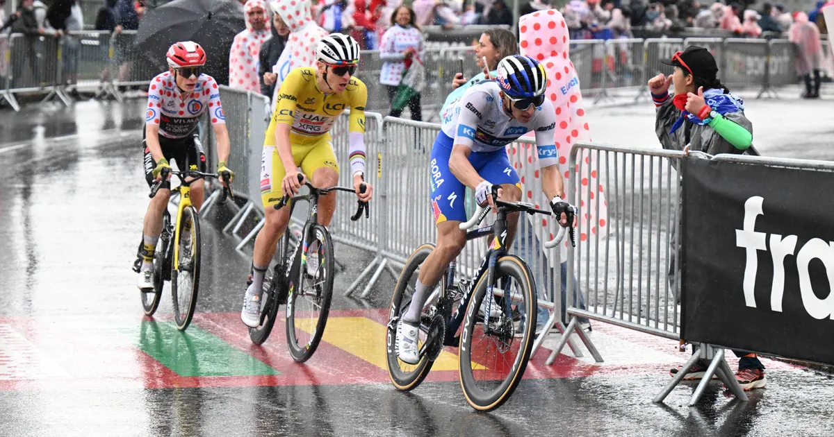 "A yawn fest" - Armstrong, Wiggins, Hincapie and Martin on final Tour ...