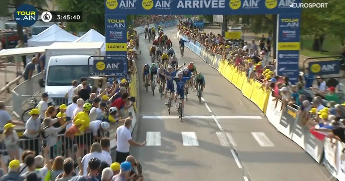 Nude girls singing from there I laid down and enjoyed the