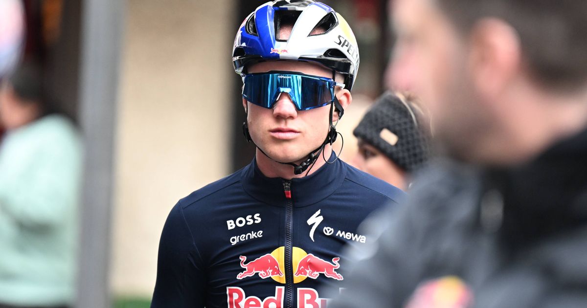 "I still don't walk like I did before": Maxim Van Gils returns to bike ...