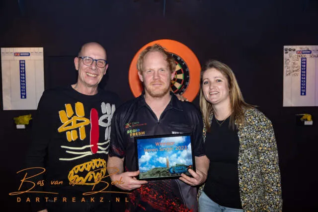 Wesley Brown en Aletta Wajer winnen Texel Darts Trophy 2023
