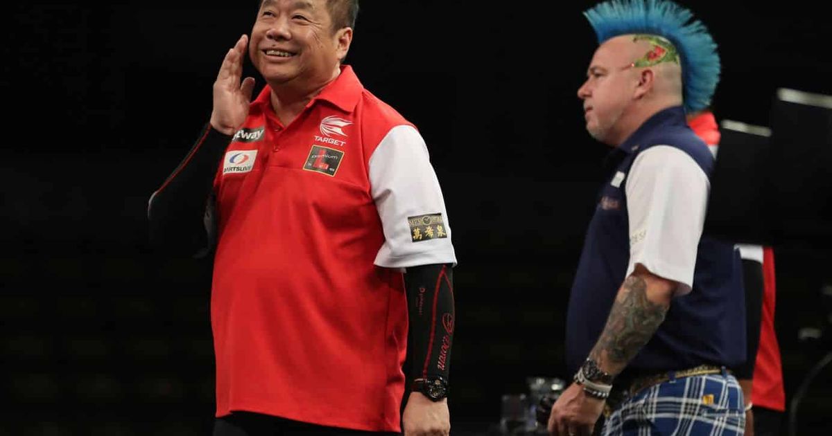 Levende dartlegende Paul Lim verbaast op 70-jarige leeftijd op Lakeside WK