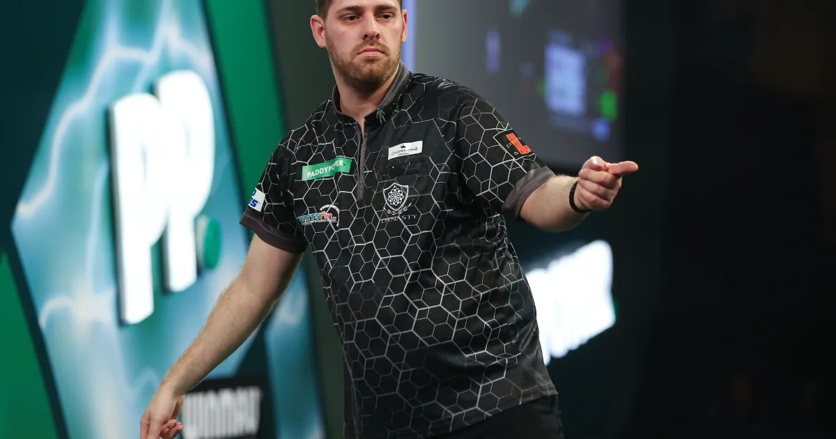 Belgian Darts Open vrijdagmiddag: Berry van Peer en Wattimena boeken ...
