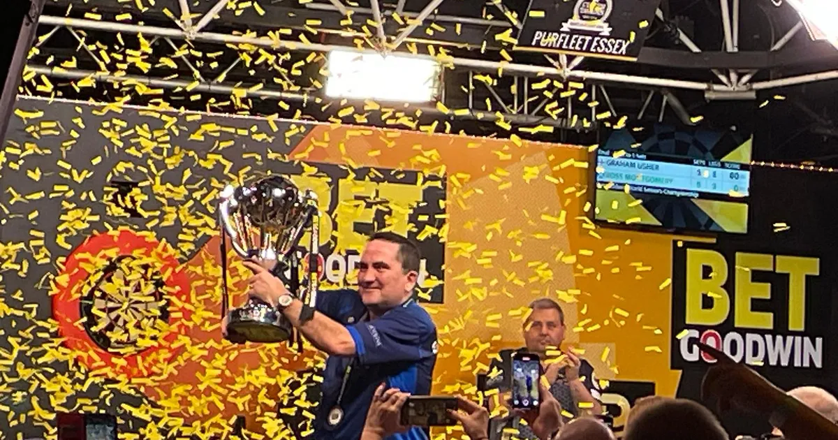 Ross Montgomery wint Seniors Darts World Championship 2025, Usher is ...