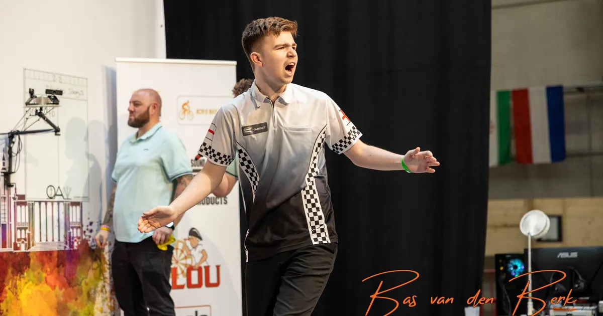 Jenson Walker kroont zich tot kampioen van Serie 10 bij Modus Super Series