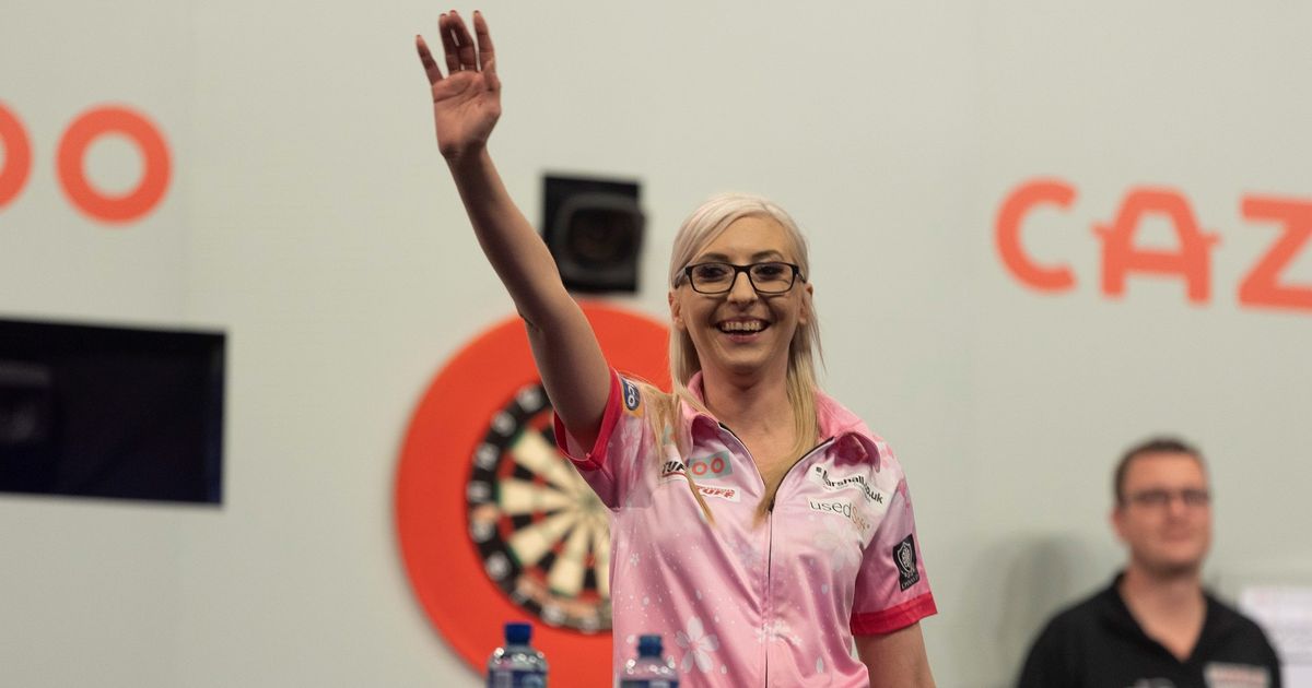 Fallon Sherrock beats Lisa Ashton and achieves PDC Women's Series milestone
