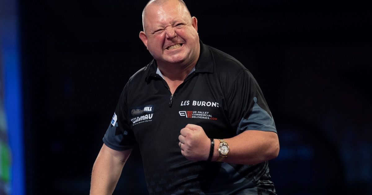 King recovers from the brink to reach first World Darts Championship ...