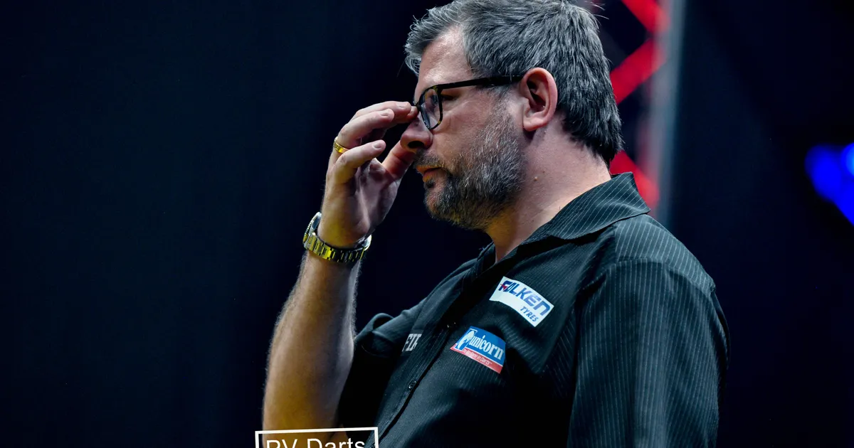 Wade and Anderson lose their ever present record at Grand Slam of Darts