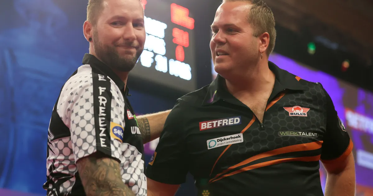 Double Dutch Delight as Van Duijvenbode first into Last 16 at Grand ...