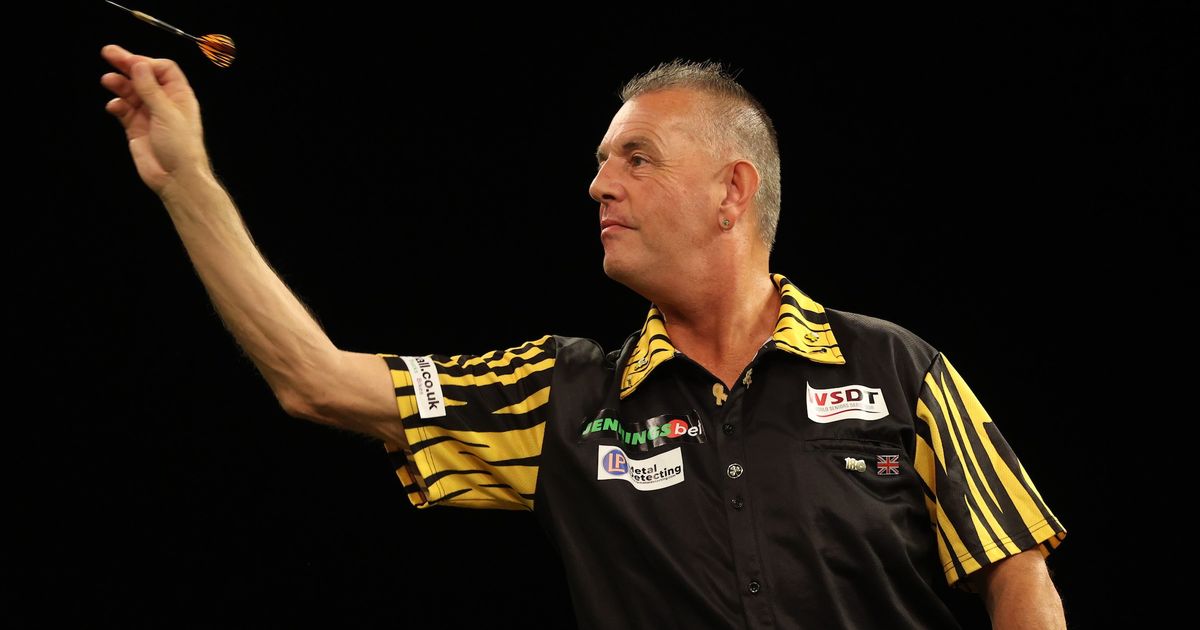 BACK IN THE DAY: Peter Evison, the man who shocked Phil Taylor to win ...