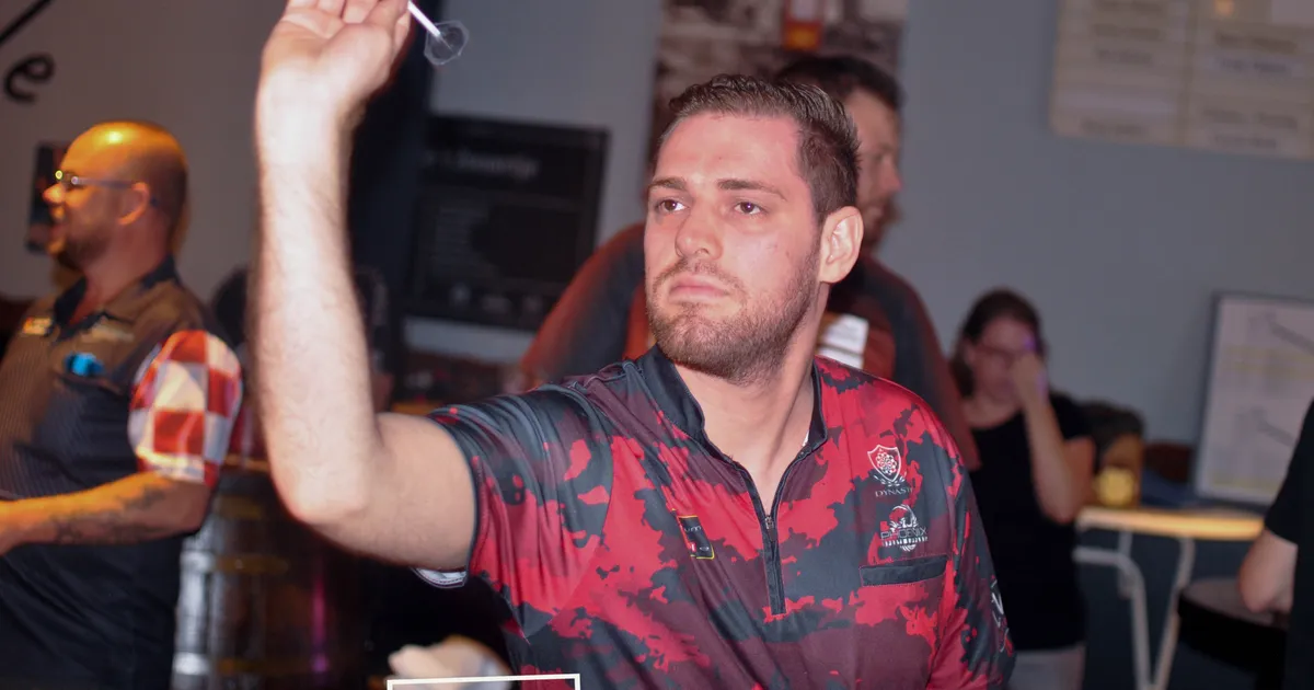 Berry van Peer catapults into provisional spot for 2023 WDF Lakeside ...