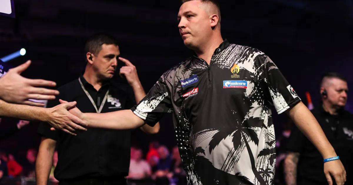 Dobey seals dramatic sudden death win over Lewis to reach World Grand ...