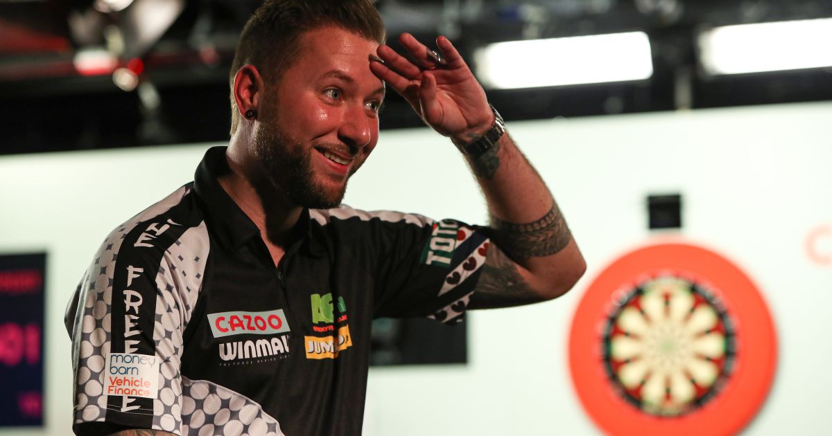 Noppert freezes out Canadian ace Cameron, set up Soutar clash at PDC ...