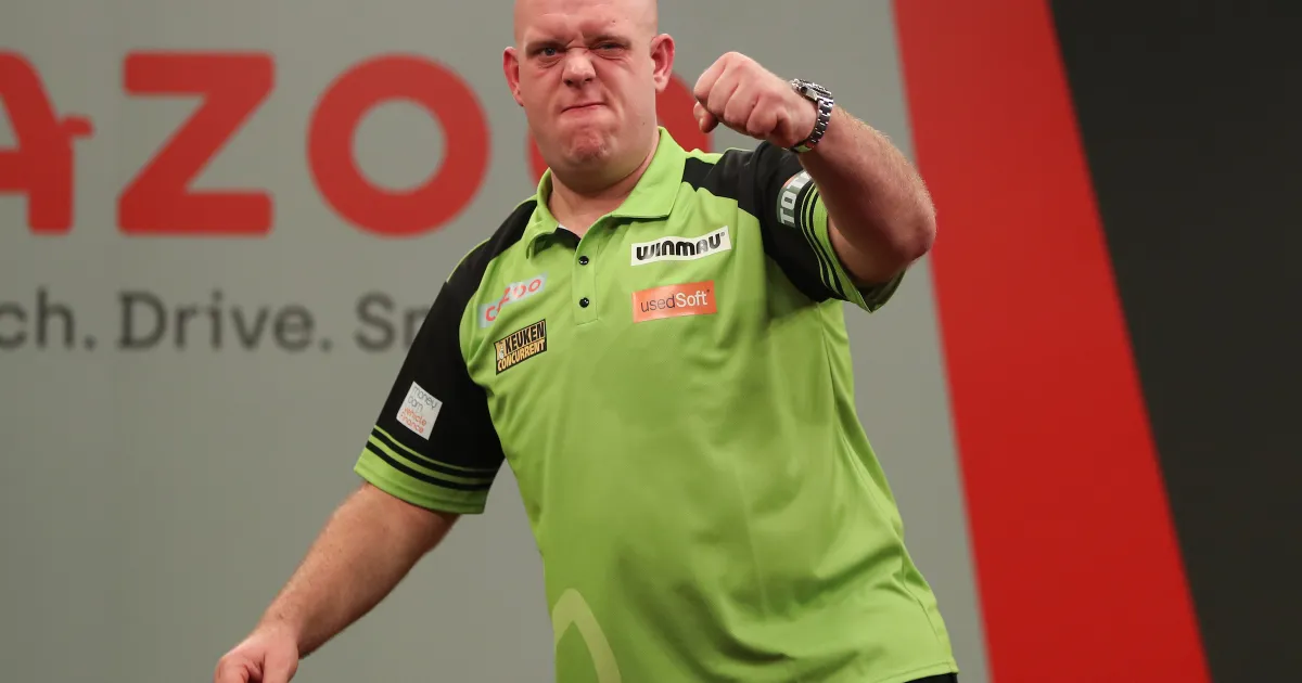 Van Gerwen hits a nine-dart finish in a major final for the first time ...
