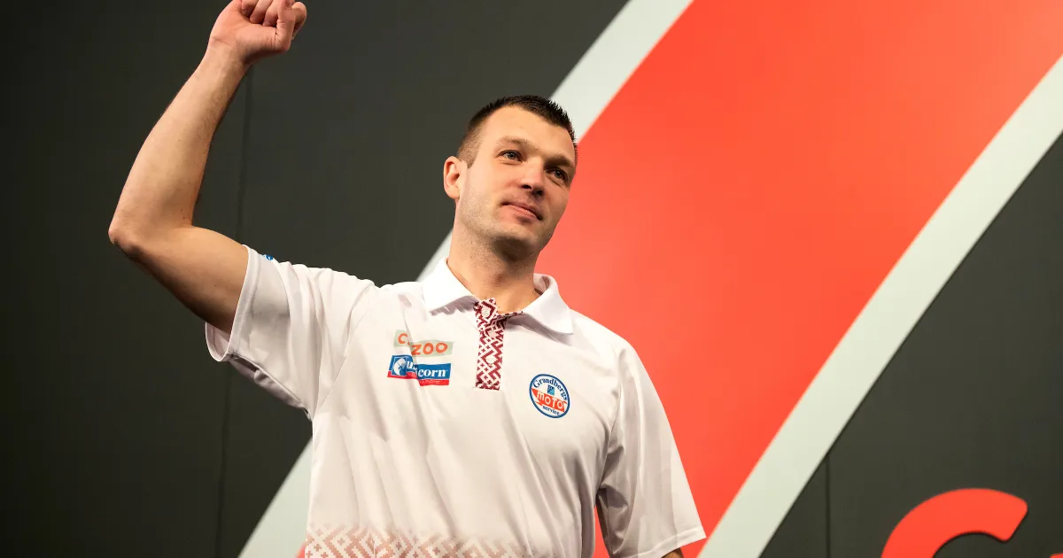 Double Dutch wins as Plaisier and Doets power through, Razma brushes ...