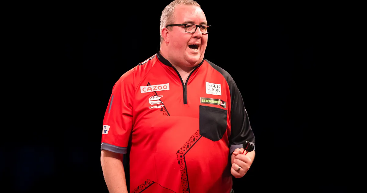 Bunting finally breaks winless streak against Chisnall in St Helens ...