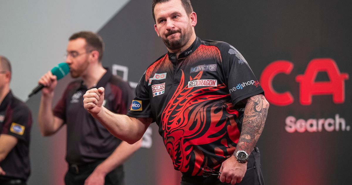 Clayton eyes Premier League spot after clinical Wade display: "It's the ...