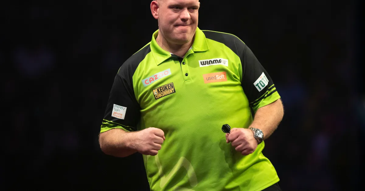 Van Gerwen left irritated after another Clayton defeat: "He didn't ...