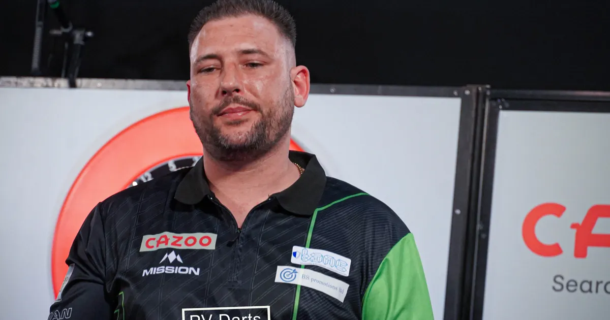 Graham Hall and Tom Sykes book PDC UK Open spot through Amateur Qualifiers