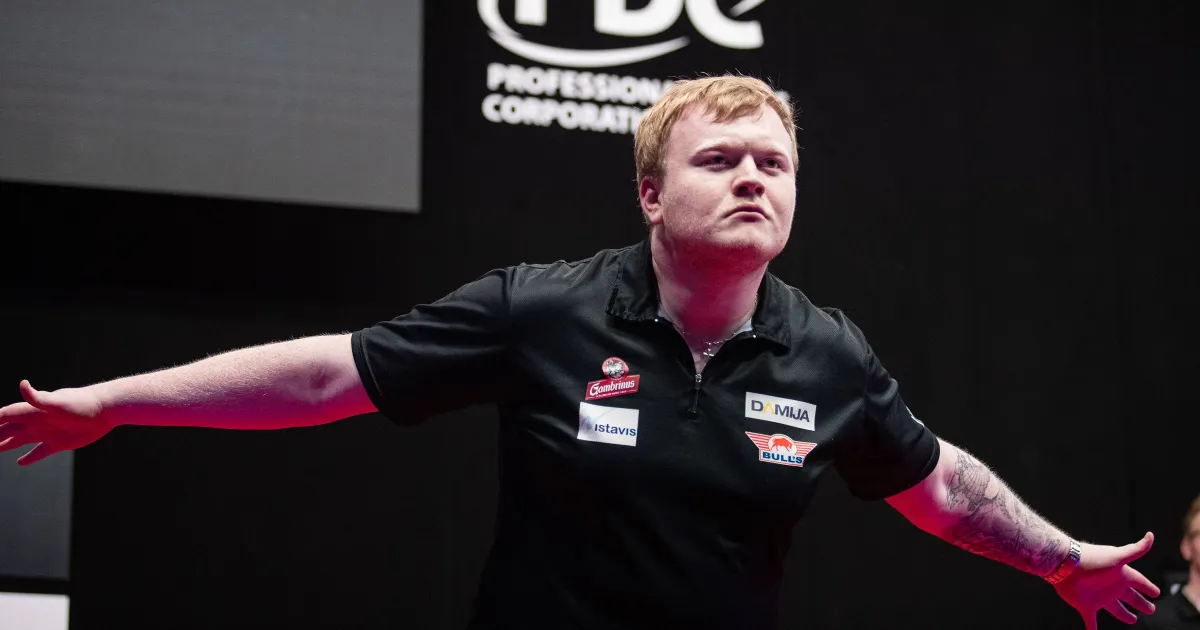 Gawlas, Slevin, Rodriguez, Barry all into Last 16 of PDC Development ...