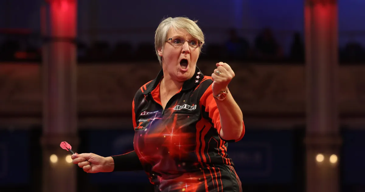 Lisa Ashton and Raymond Smith win WDF Pacific Masters titles in Australia