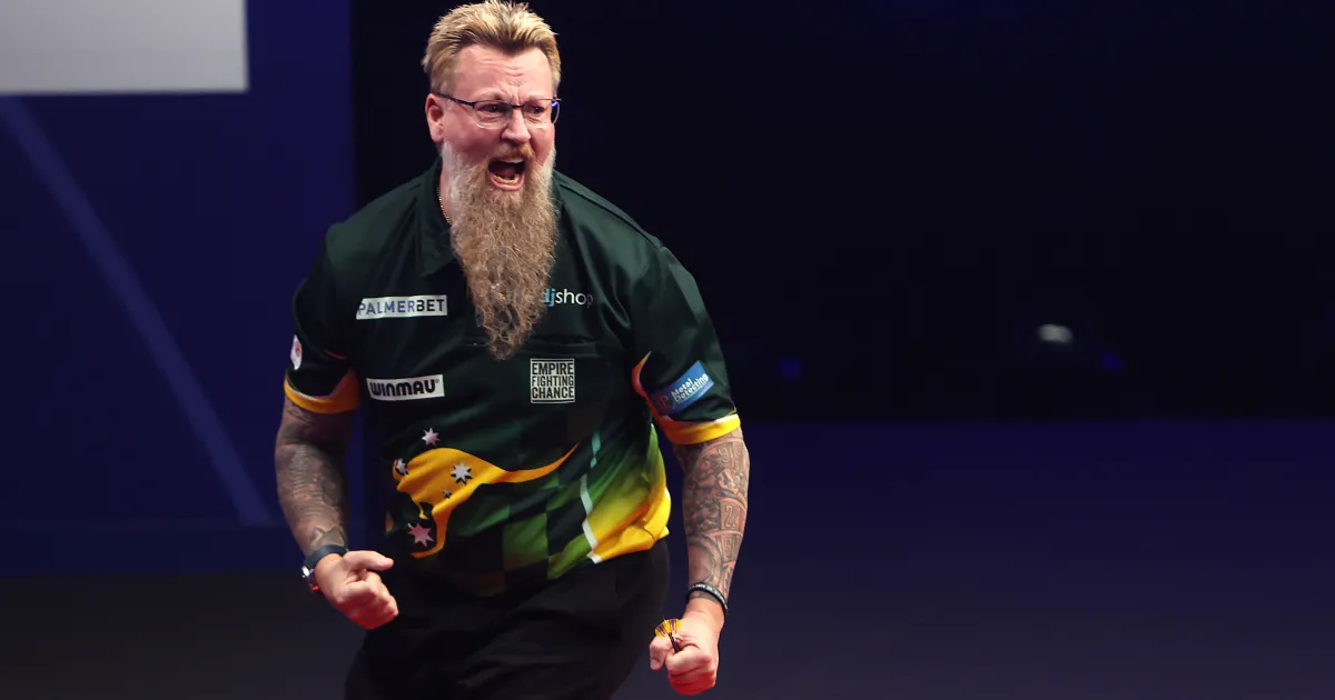 Simon Whitlock comes from behind to prevail in nervy deciding set ...