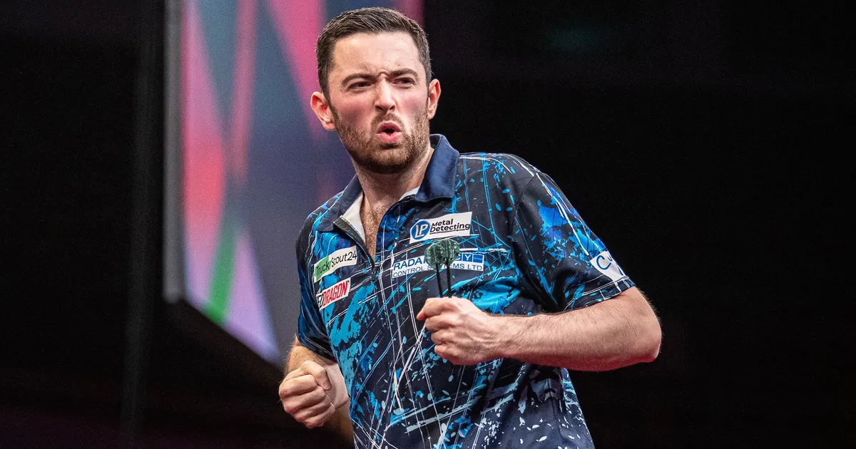 Luke Humphries hammers Gary Anderson as Michael Smith defies superb ...