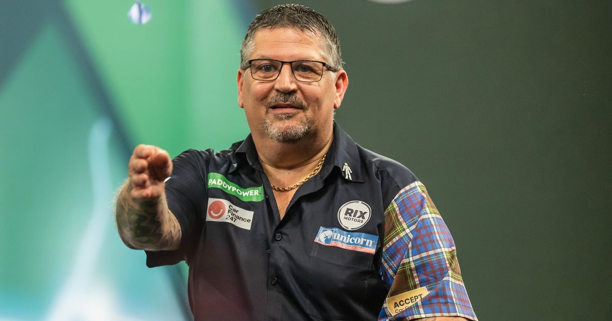 Raymond van Barneveld vs Gary Anderson standout QF tie at Players ...