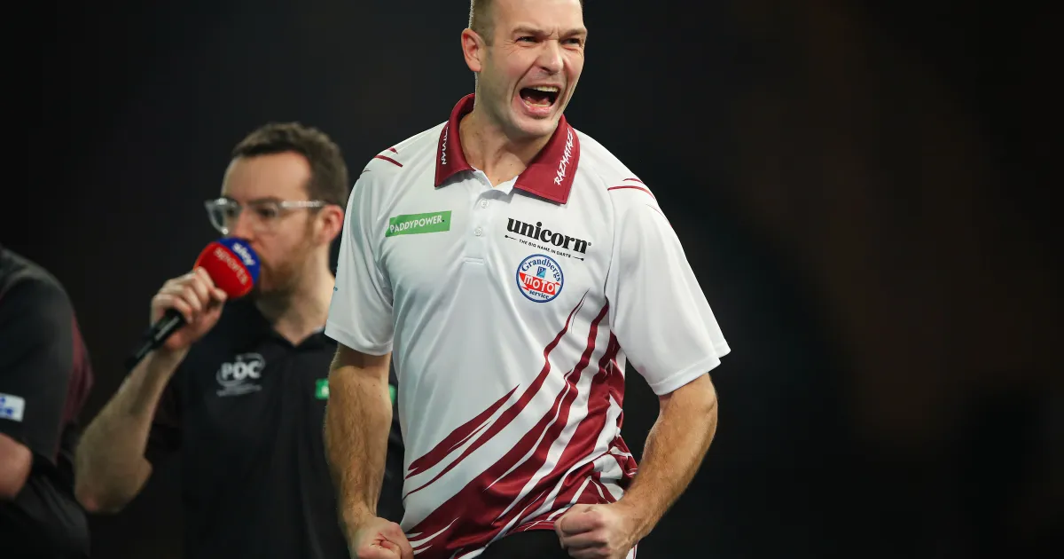 Madars Razma stuns Chris Dobey before Gian van Veen and Daryl Gurney ...