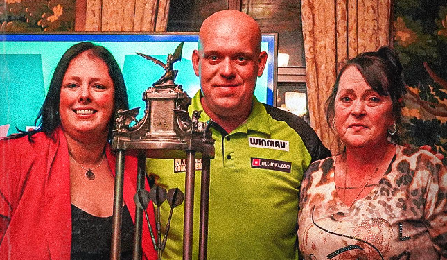 Trophy at Dutch Darts Masters named after Toon Greebe