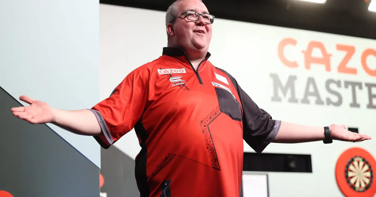 Stephen Bunting survives matchdart in fabulous comeback win over Ross ...