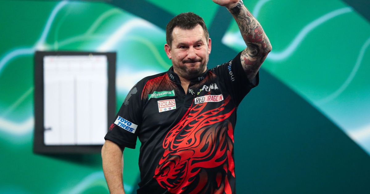 Jonny Clayton defeats Ross Smith to reach last 16 of the UK Open, Ricky ...