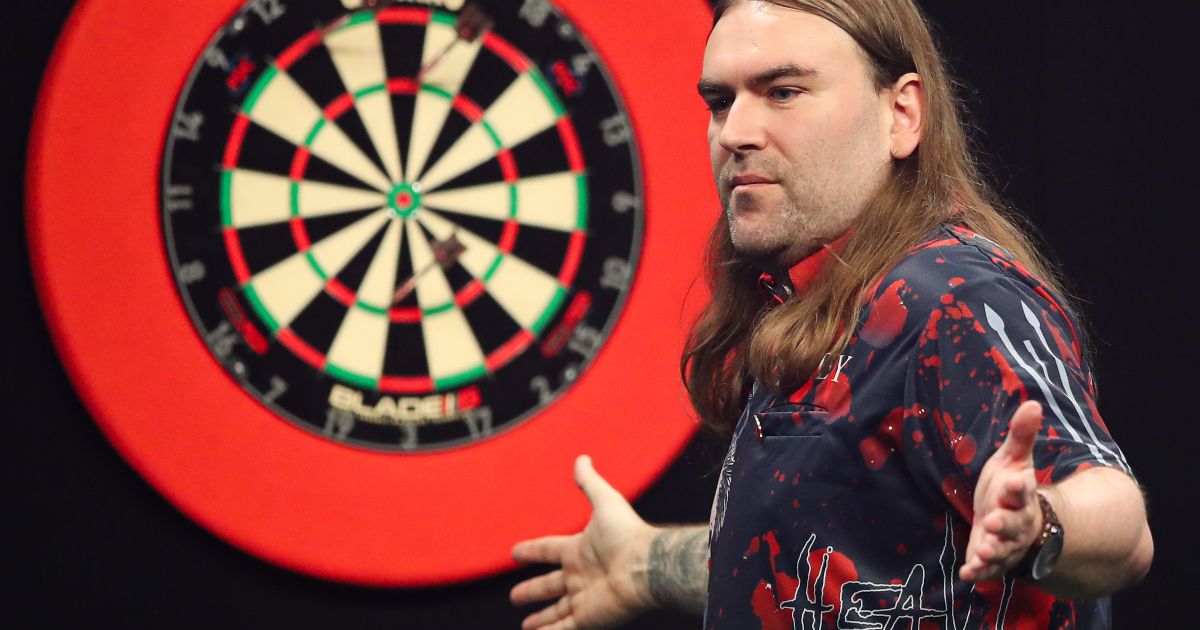 Third time lucky for Ryan Searle; 'Heavy Metal' clinches thrilling last ...