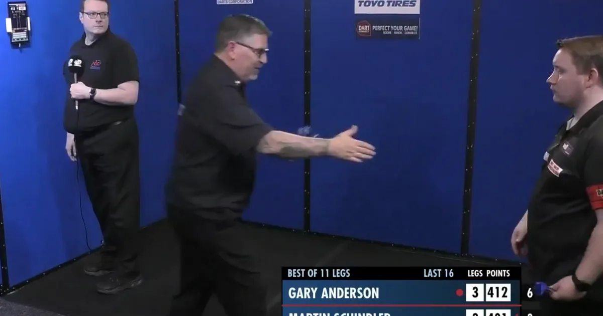VIDEO: Gary Anderson has to give up mid-match against Martin Schindler ...