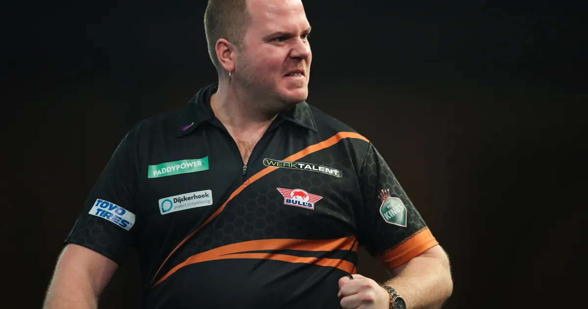 "If you're really that tough, you wouldn't have thrown that match ...