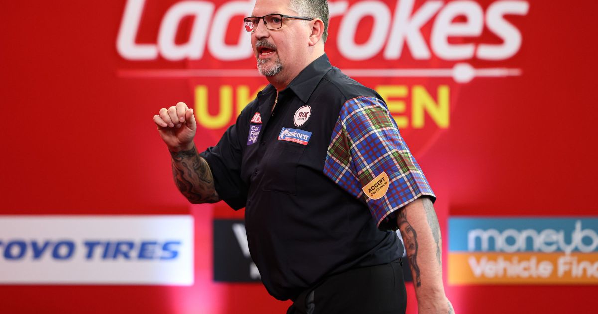 Gary Anderson still leads PDC form guide, followed by Luke Humphries ...