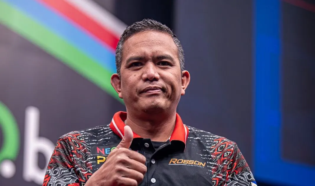 Christian Perez makes history with win at European Darts Grand Prix