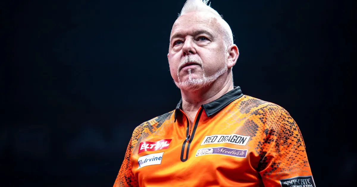 Peter Wright's dismal form continues, dumped out of World Matchplay by ...